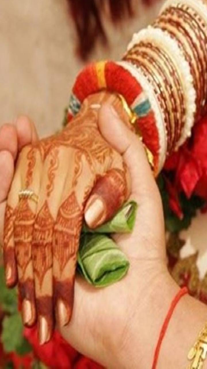 Private Part की पूजा होती है यहां शादी पर मिलती है Sex Education